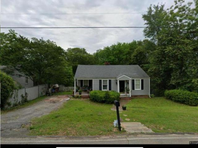 2 Br, 1 bath, Single Family 709 Matheson Rd