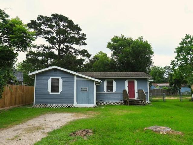 2 Br, 1 bath, Single Family 713 South Valderas Street