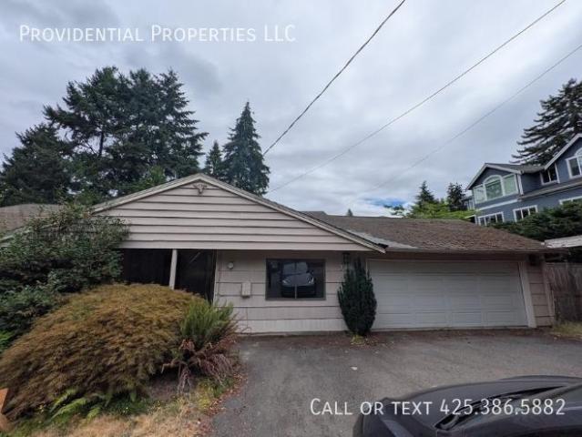 2 Br, 1 bath, Single Family 714 100th Ave SE