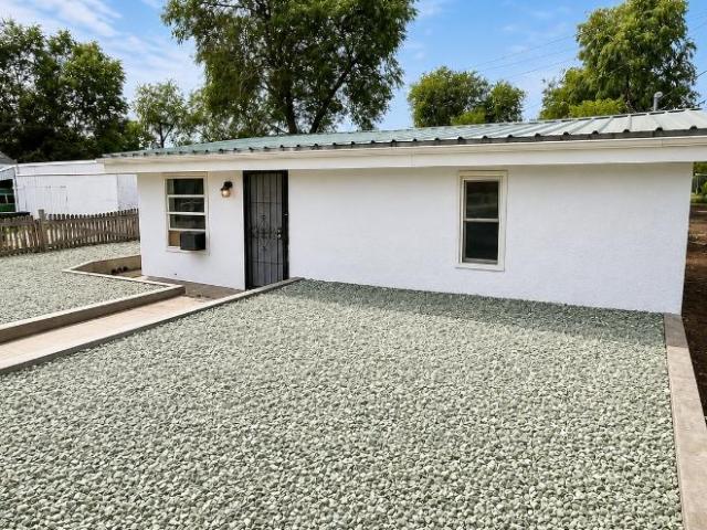 2 Br, 1 bath, Single Family 715 Utica Ave
