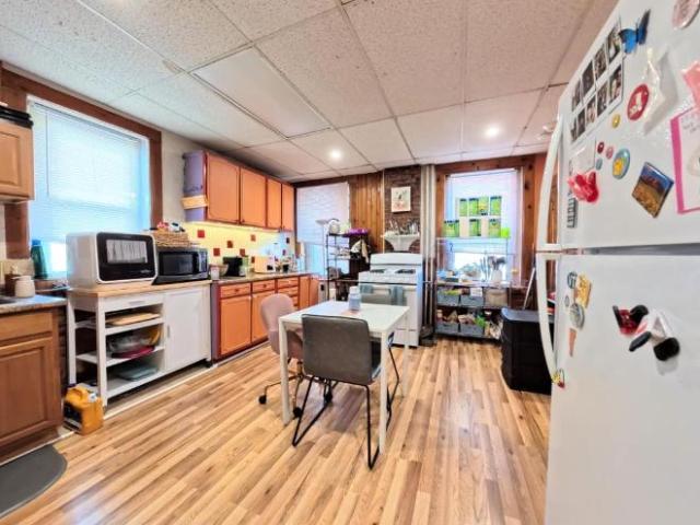 2 Br, 1 bath, Single Family 7 Kenney Street