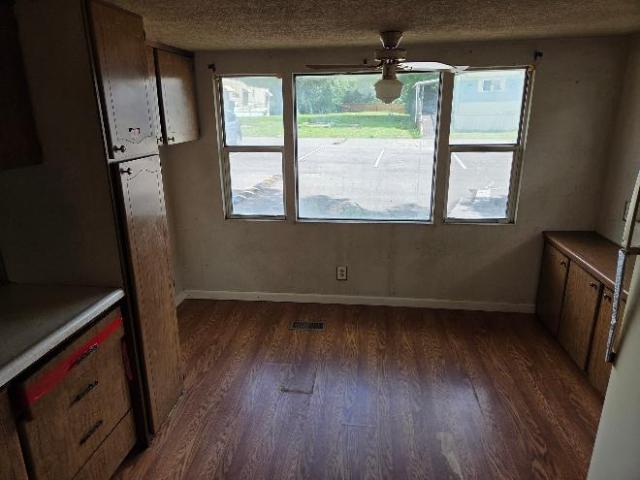2 Br, 1 bath, Single Family 8464 Cleveland Ave Nw