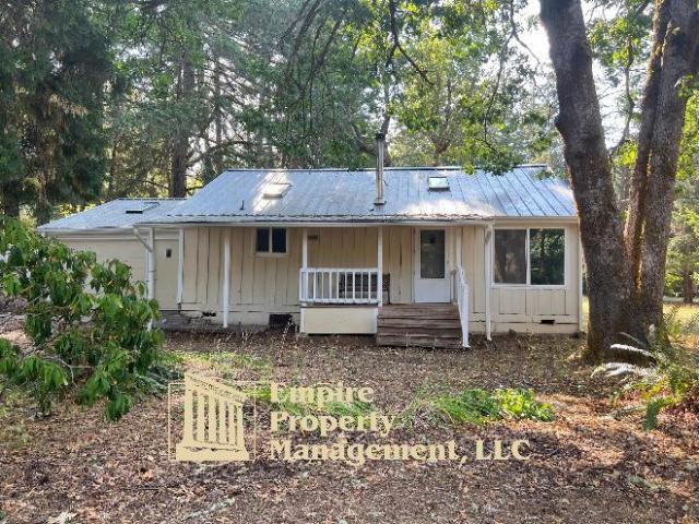 2 Br, 1 bath, Single Family 87948 8th Street