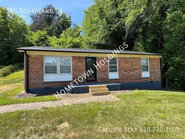 2 Br, 1 bath, Single Family 885 Southland Dr
