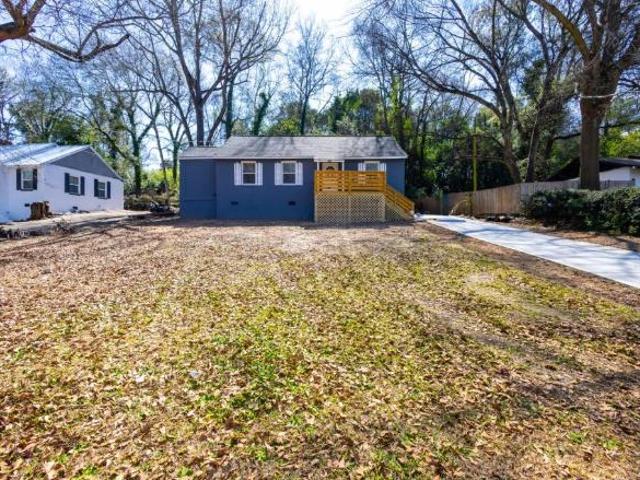2 Br, 1 bath, Single Family 88 Infantry Dr