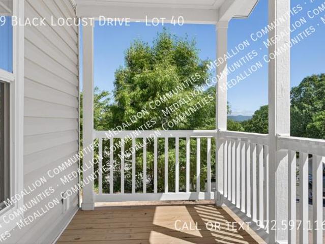 2 Br, 1 bath, Single Family 89 Black Locust Dr
