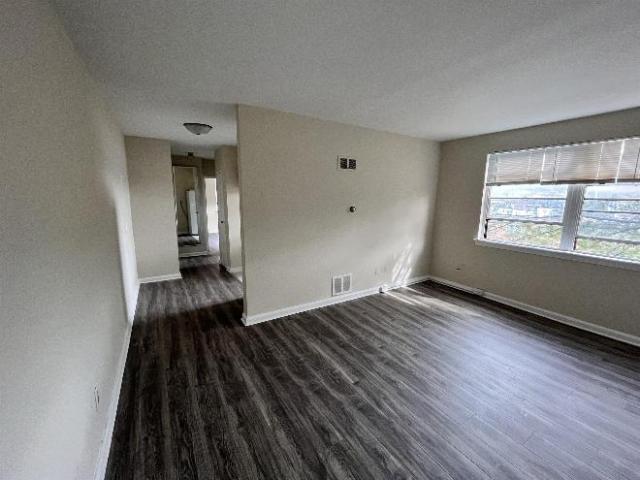2 Br, 1 bath, Single Family 811 Barnaby Street Southeast