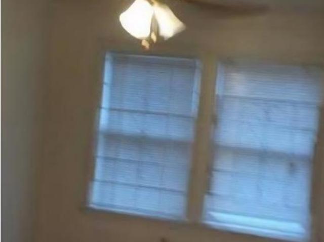 2 Br, 1 bath, Single Family 8335 S Indiana Ave