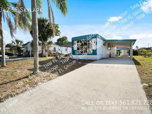 2 Br, 1 bath, Single Family 8342 SE Skylark