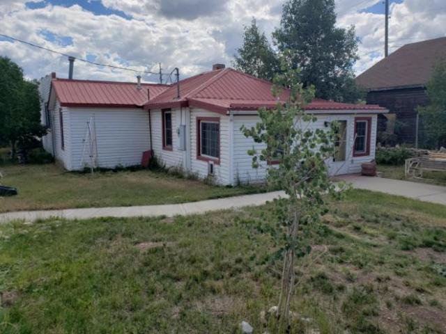 2 Br, 1 bath, Single Family 839 Steinfelt St