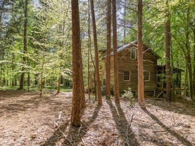 2 Br, 1 bath, Single Family 94 Baldwins Xing