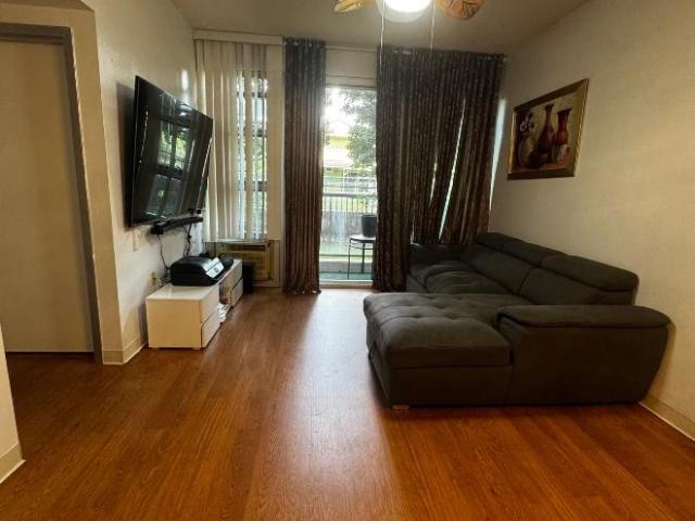 2 Br, 1 bath, Single Family 94 302 Paiwa St