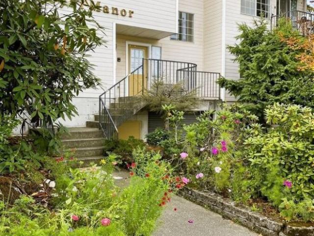 2 Br, 1 bath, Single Family 9511 Linden Avenue N