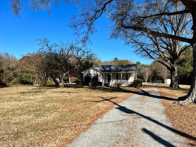 2 Br, 1 bath, Single Family 9532 Harwood Lane