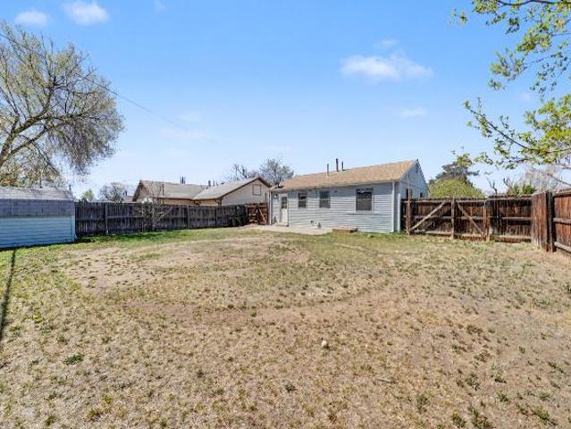 2 Br, 1 bath, Single Family 956 Macon Street