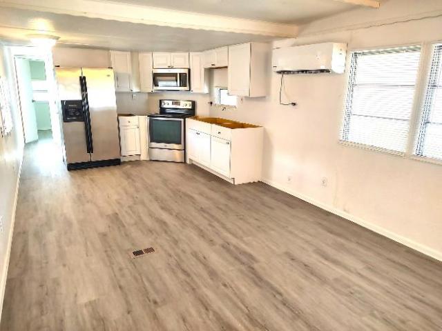 2 Br, 1 bath, Single Family 900 9th Ave E