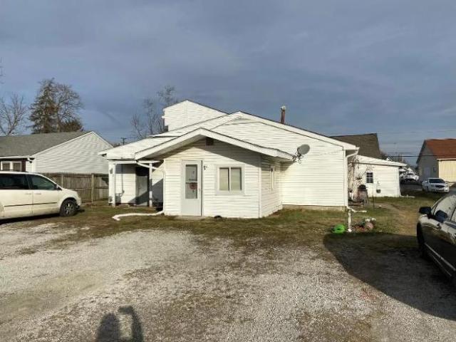 2 Br, 1 bath, Single Family 906 W South St