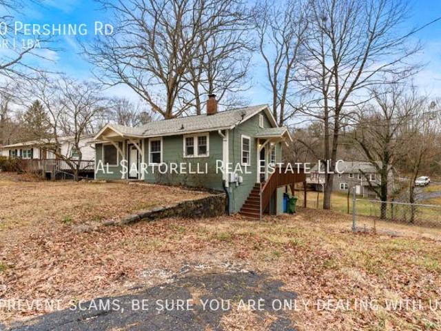 2 Br, 1 bath, Single Family 90 Pershing Rd