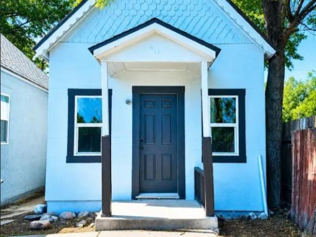 2 Br, 1 bath, Single Family 910 W 13th St