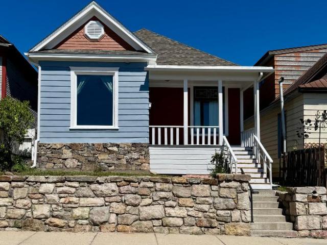 2 Br, 1 bath, Single Family 917 West Woolman