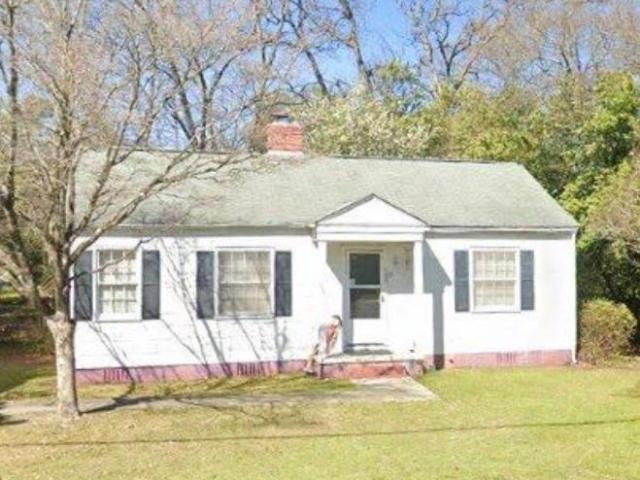 2 Br, 1 bath, Single Family 926 Mcarthur Blvd
