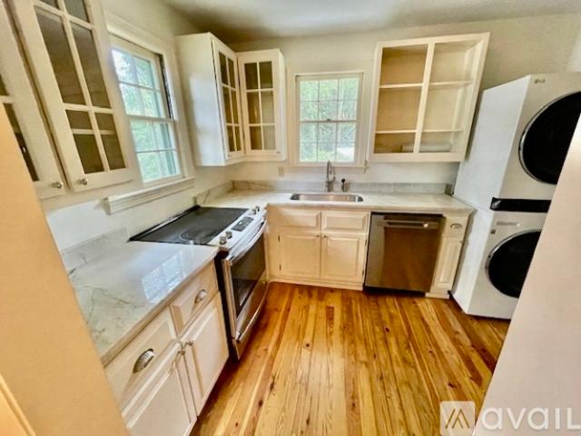 2 BR, 1 BA Apartment East 6th Ave, Unit 1109, Tallahassee, FL 32303
