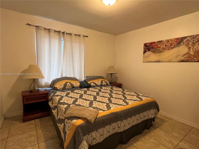 2 BR, 1 BA Apartment Highland Garden, Hollywood, FL 33020