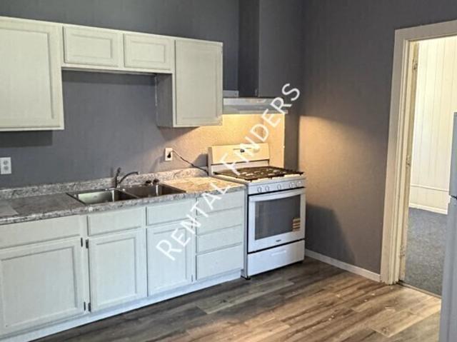 2 BR, 1 BA Apartment S7559 US 12, North Freedom, WI 53951