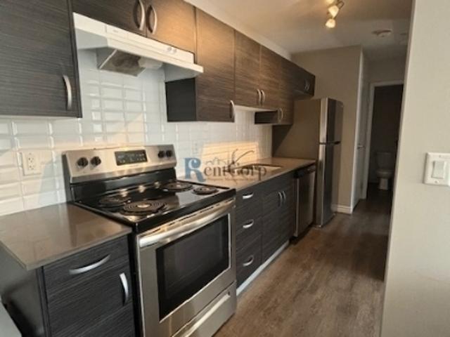 2 BR, 1 BA Apartment 203 269 Sunview St, Waterloo, ON N2L 3V8