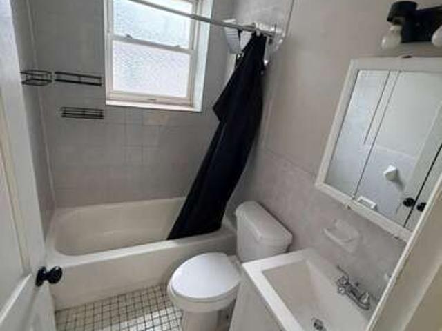 2 BR, 1 BA Apartment Victoria Ave, Unit 9, Newark, NJ 07104