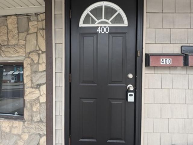 2 BR, 1 BA Apartment W Chestnut St, Unit 400 W Chestnut Apartment, Washington, PA 15301