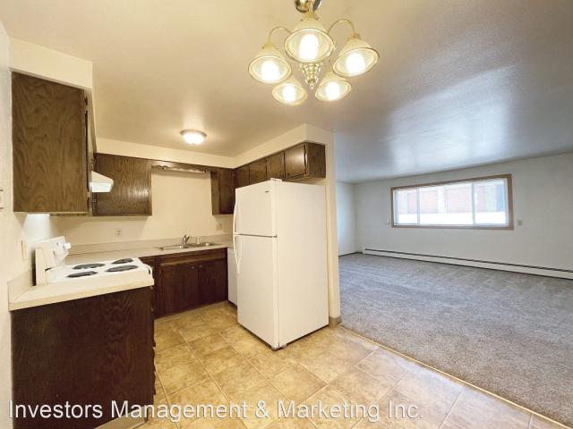 2 BR, 1 BA Apartment 1400 8th Street Northwest Unit 1426, Minot, ND 58703