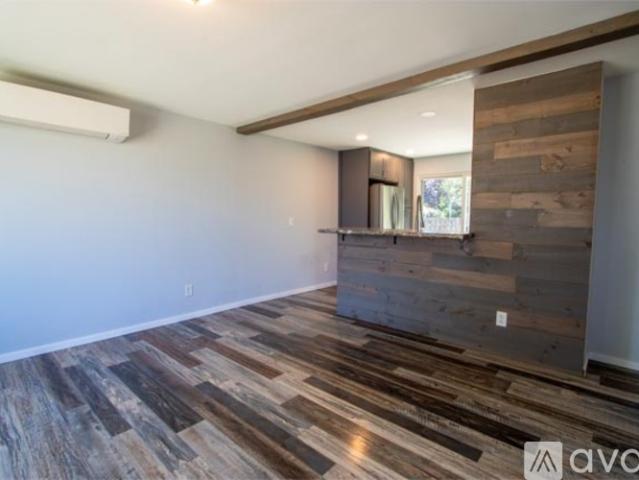 2 BR, 1 BA Apartment 1403 Eshom Road, Unit 1, Centralia, WA 98531