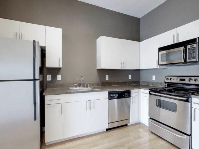 2 BR, 1 BA Apartment 1403 Slocum Street Unit 408, Dallas, TX 75207