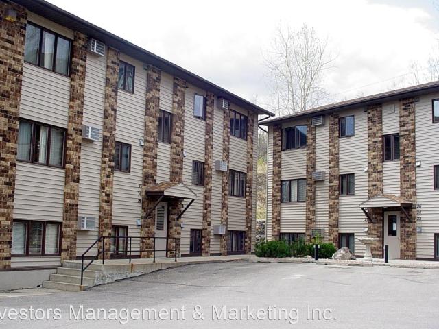 2 BR, 1 BA Apartment 1405 8th Street Northwest Unit 3, Minot, ND 58703