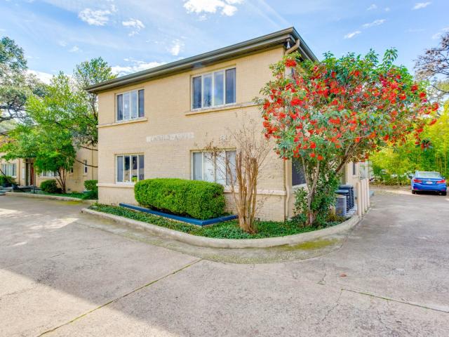 2 BR, 1 BA Apartment 1409 Enfield Road Unit 2 beds, 1 bath, $1899, Austin, TX 78703