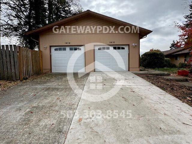 2 BR, 1 BA Apartment 1416 SE 4th St Gresham, OR 97080