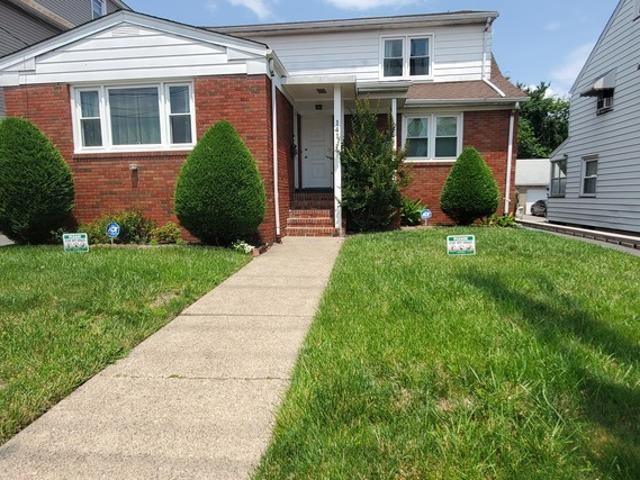 2 BR, 1 BA Apartment 141 Alabama Ave, Unit 2, Paterson, NJ 07503