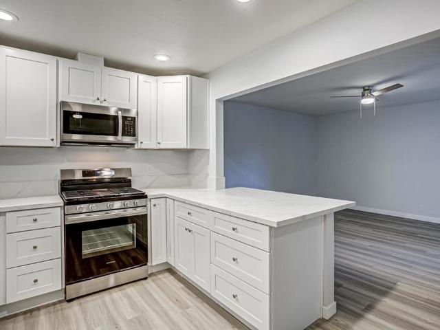 2 BR, 1 BA Apartment 141 Johnston Lane, San Marcos, CA 92069