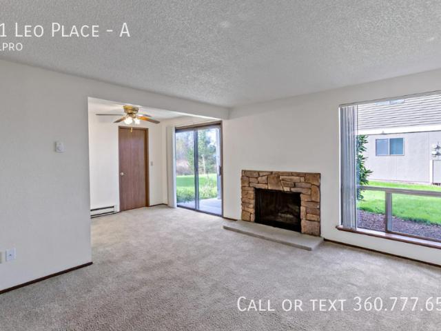 2 BR, 1 BA Apartment 141 Leo Place, Enumclaw, WA 98022