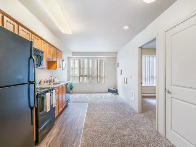 2 BR, 1 BA Apartment 14200 Linden Ave N Unit 450, Seattle, WA 98133