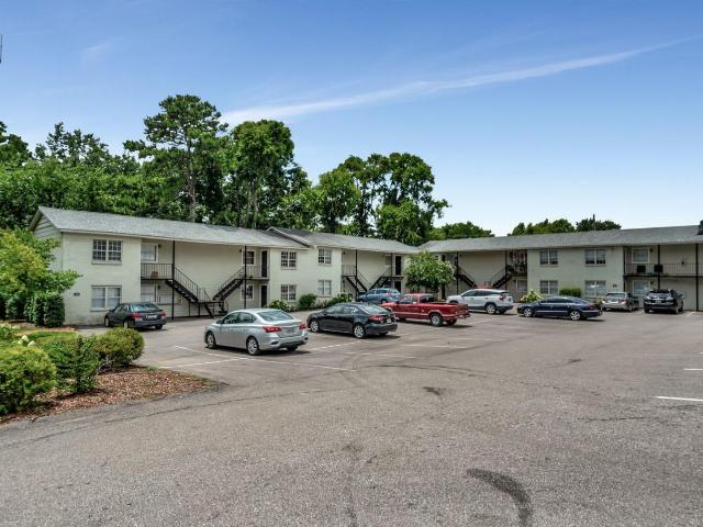2 BR, 1 BA Apartment 1420 13th Street S, Unit E, Unit 1424 B, Birmingham, AL 35205