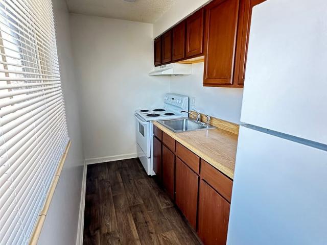 2 BR, 1 BA Apartment 1420 West 71st Place, Denver, CO 80221
