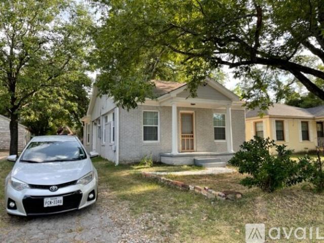 2 BR, 1 BA Apartment 1421 E Front St, Tyler, TX 75702
