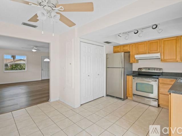 2 BR, 1 BA Apartment 1423 Aries Ln, Unit 3, Clearwater, FL 33755