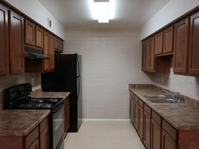 2 BR, 1 BA Apartment 1425 North Palo Verde Drive Unit 37, Goodyear, AZ 85338
