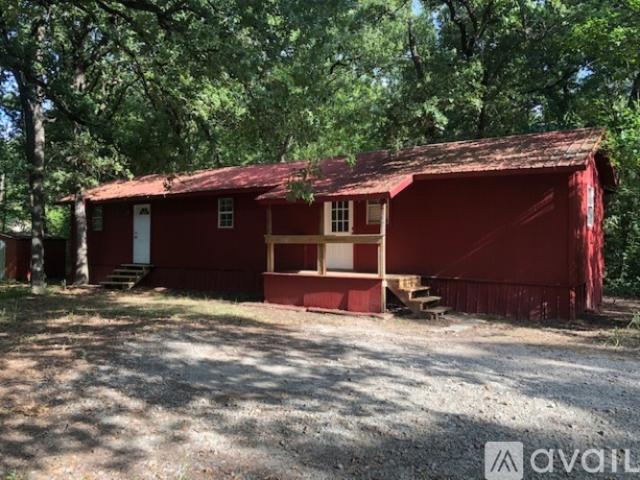 2 BR, 1 BA Apartment 142 Wedgewood Dr, Mabank, TX 75156