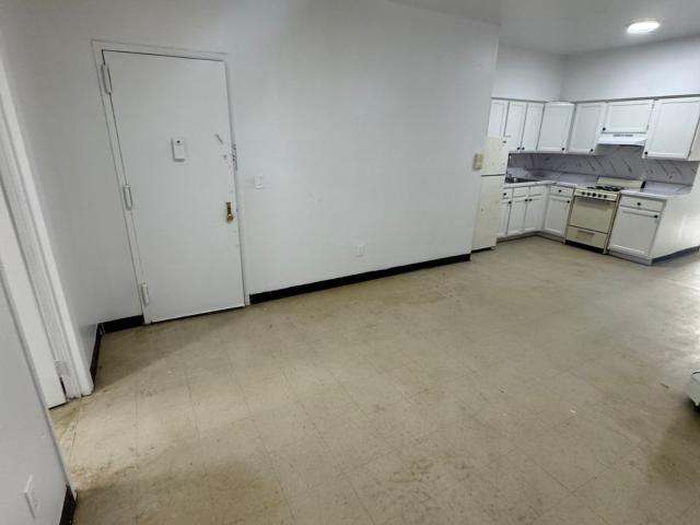 2 BR, 1 BA Apartment 142 Orchard St, Yonkers, NY 10703