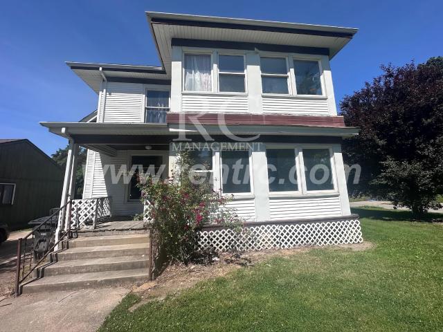 2 BR, 1 BA Apartment 1434 Walnut, Danville, IL 61832