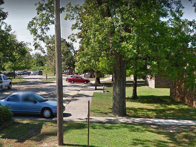 2 BR, 1 BA Apartment 147 Alamo Street, Lone Star, TX 75668